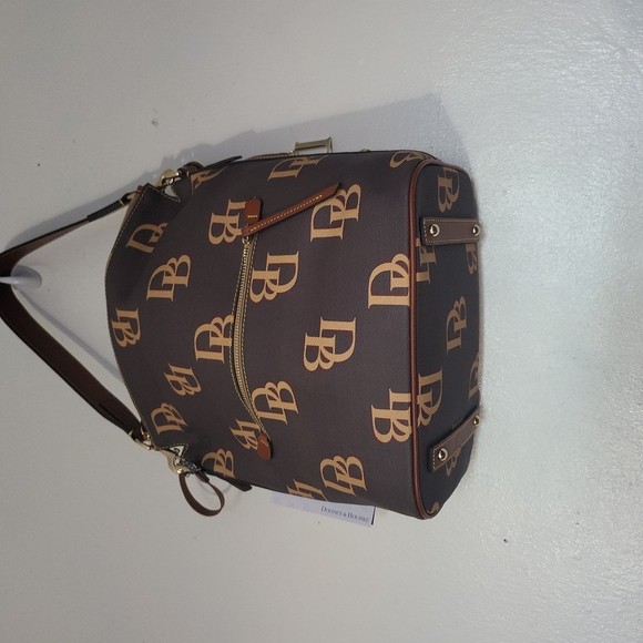 Dooney & Bourke | Bags | Nwt Dooney Bourke Monogram Large Sac ...